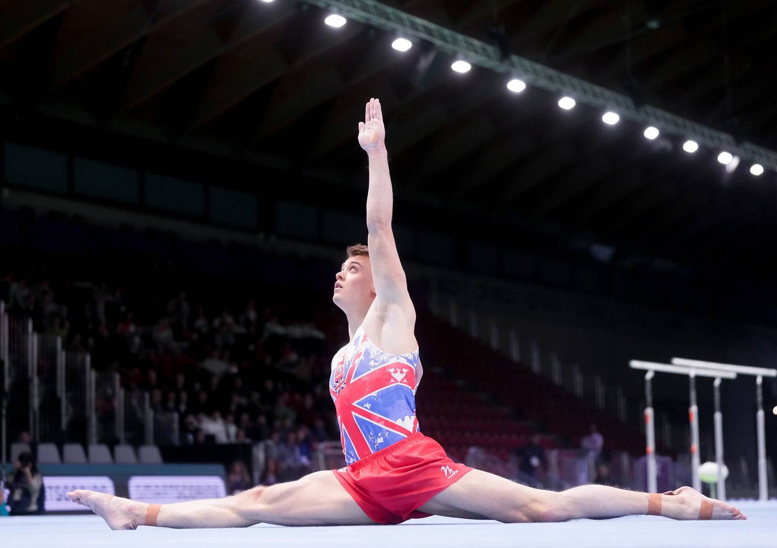 MAG Qualifications - Floor exercise